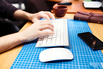 How to Set Up and Connect Your Wireless Keyboard to Your PC or Laptop ...